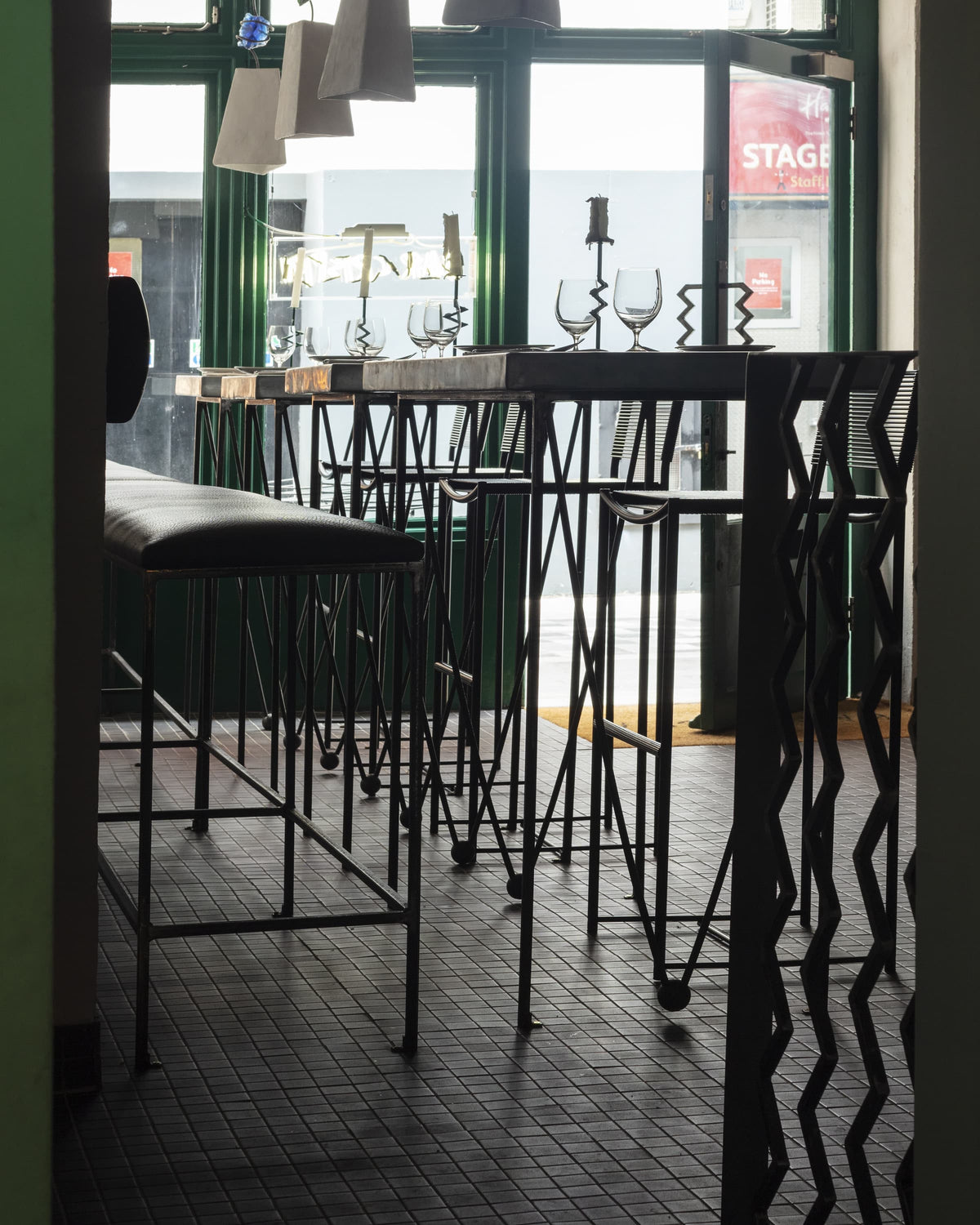 BAR CRISPIN – Jermaine Gallacher