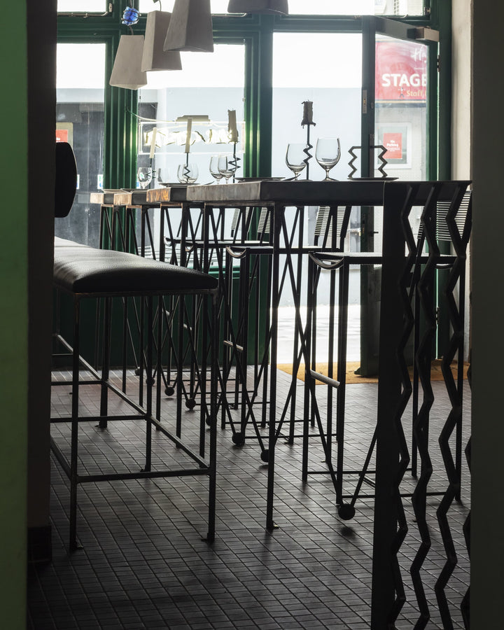 BAR CRISPIN – Jermaine Gallacher