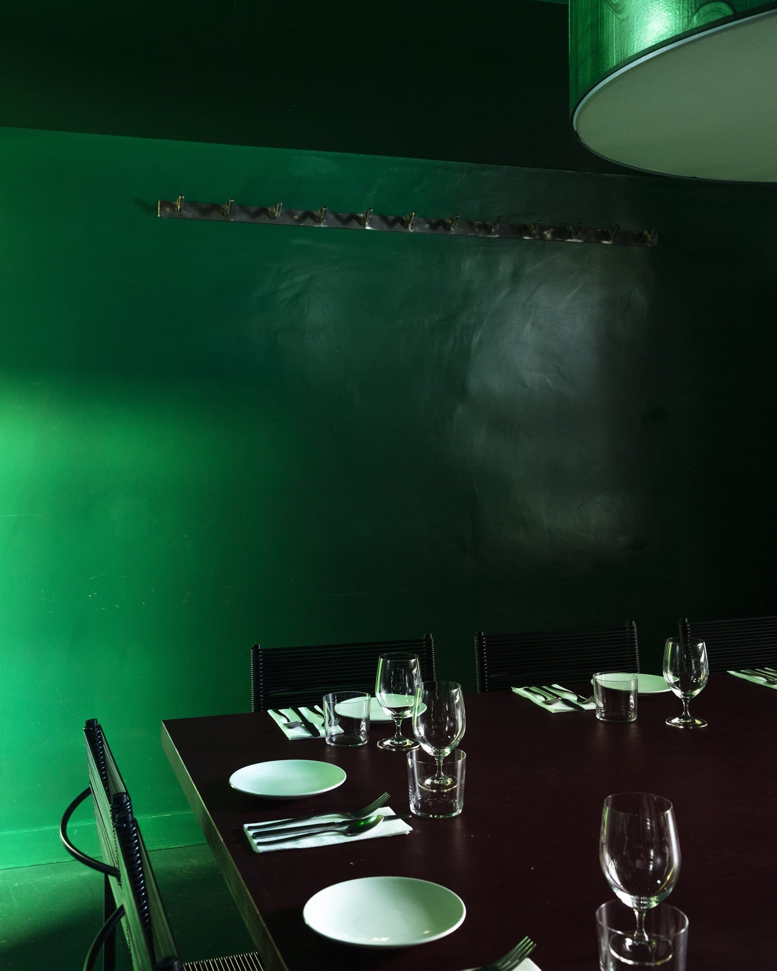 BAR CRISPIN – Jermaine Gallacher